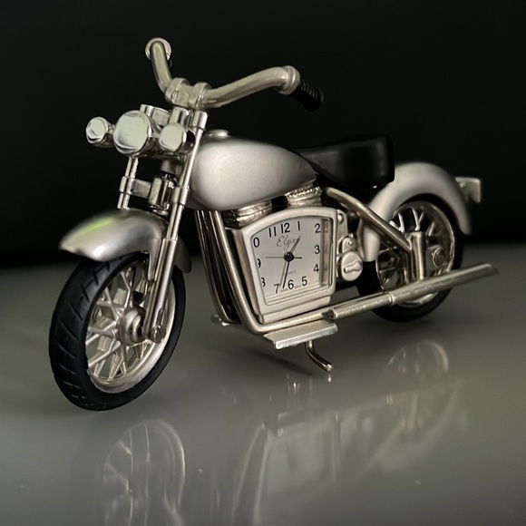 Elgin | Accents | Vintage Elgin Motorcycle Clock | Poshmark